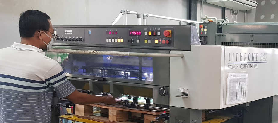 Sheetfed offset printing & UV curing